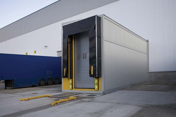 Transdek show flexibility of giant loadhouse system | Grocery Trader