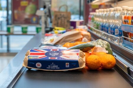 Lidl GB cuts prices on more than 1,000 products as part of £250 million ...